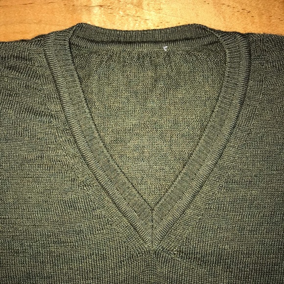 Linea Donna | Sweaters | Dark Green Heathered Wool V Neck Sweater M No ...